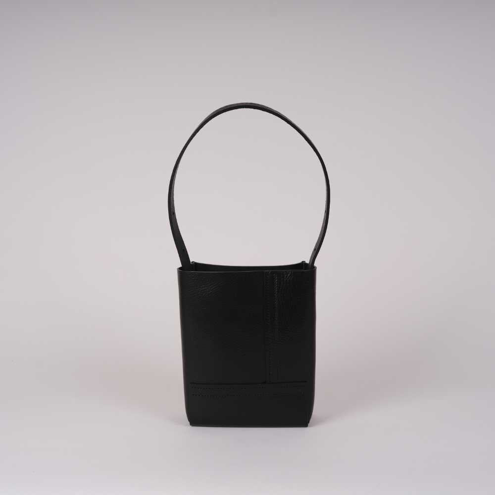 Kate Sheridan - Cast Bag - Black – Merci Paris