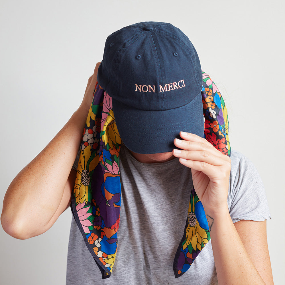 Casquette unisexe brodée Non Merci - Bleu Marine - Accessoires – Merci ...