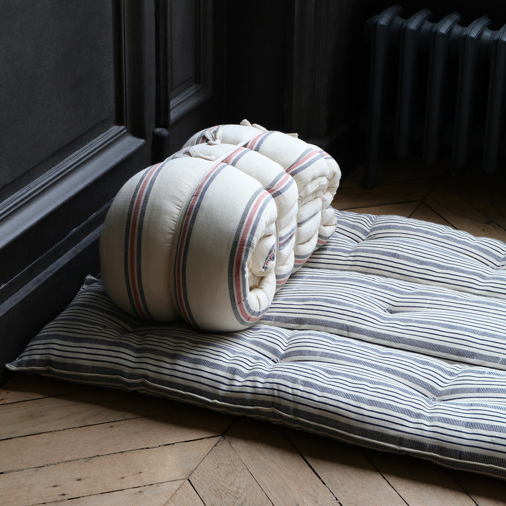 Mattress topper - Striped Blue